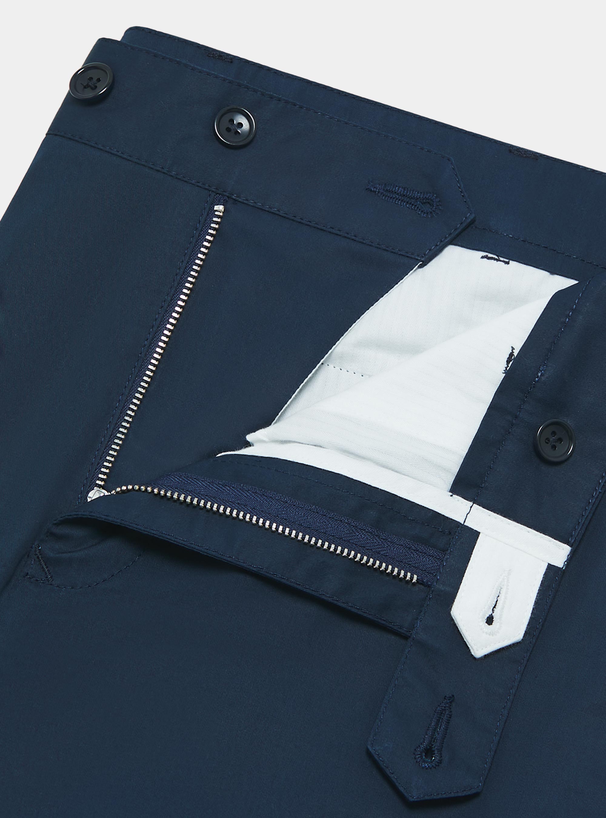 Lightweight twill slim trousers